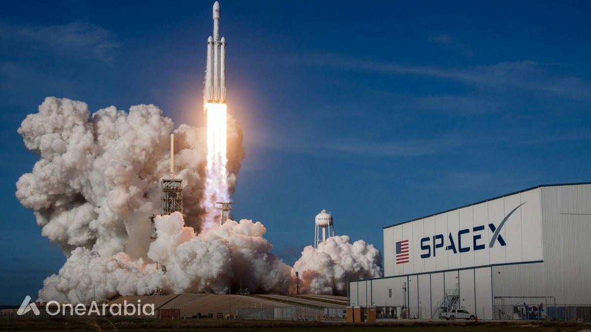 SpaceX Debuts EVA Suit For Polaris Dawn Spacewalks - OneArabia