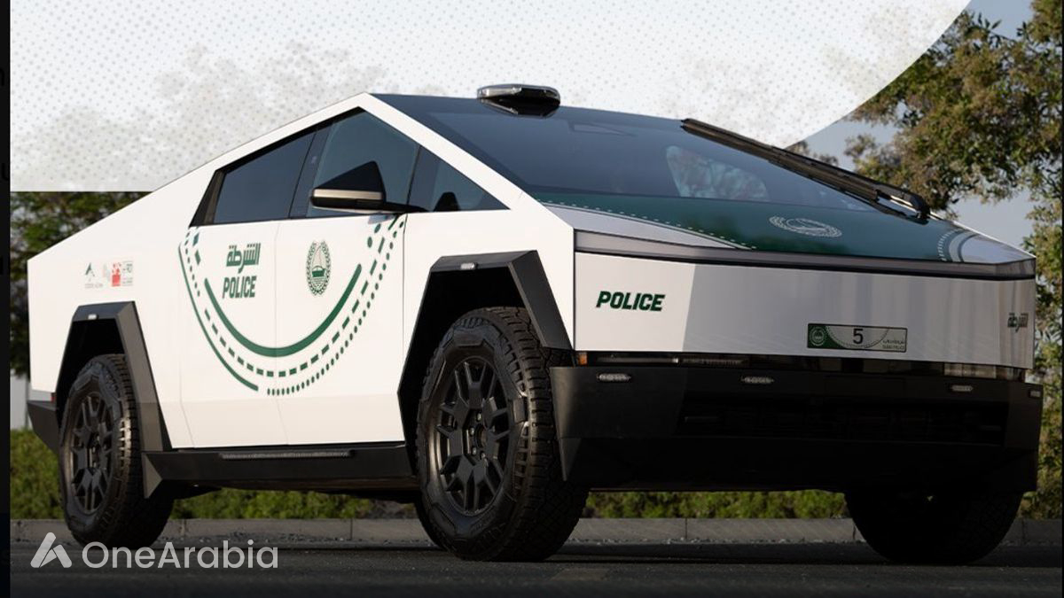 See The Tesla Cybertruck At Dubai Mall: A Unique Photographic ...