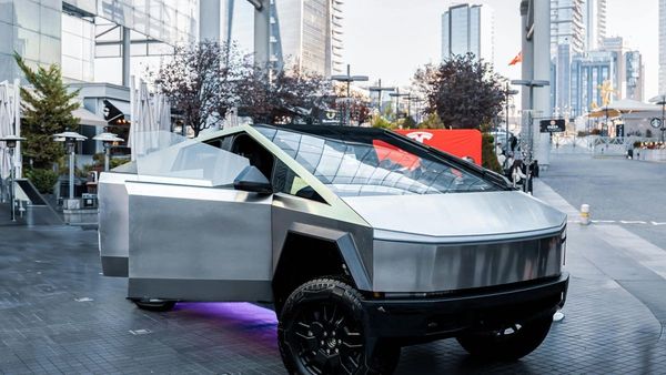 Tesla Electric Vehicles In Saudi Arabia - OneArabia