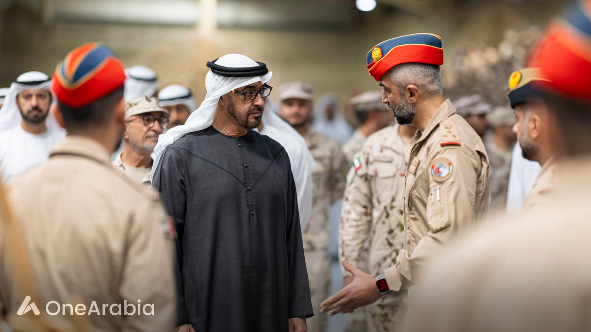 UAE President Visits Khalifa Bin Zayed II Airborne Brigade Command ...